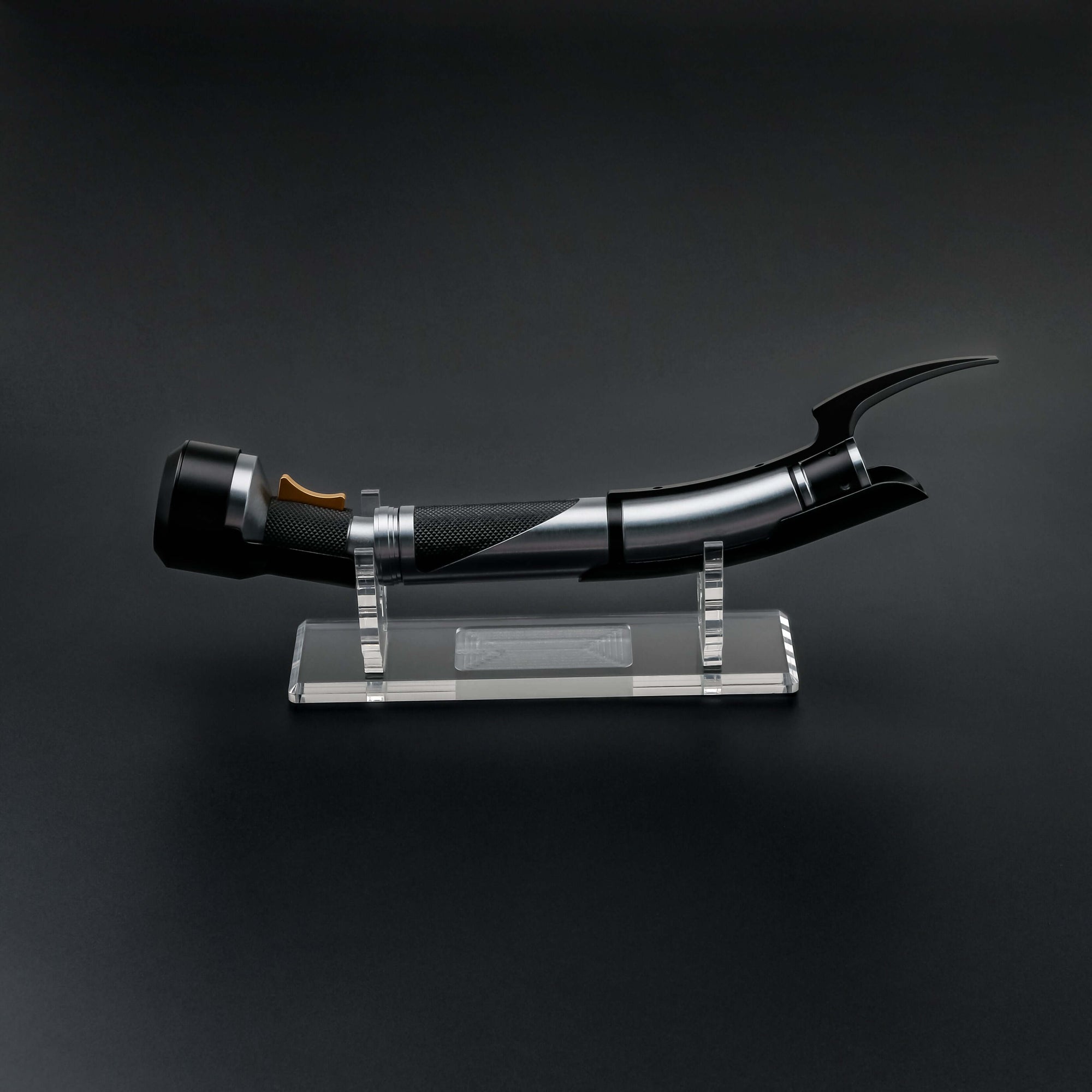 Count Dooku's Curved-Hilt Sith Lightsaber | Nsabers