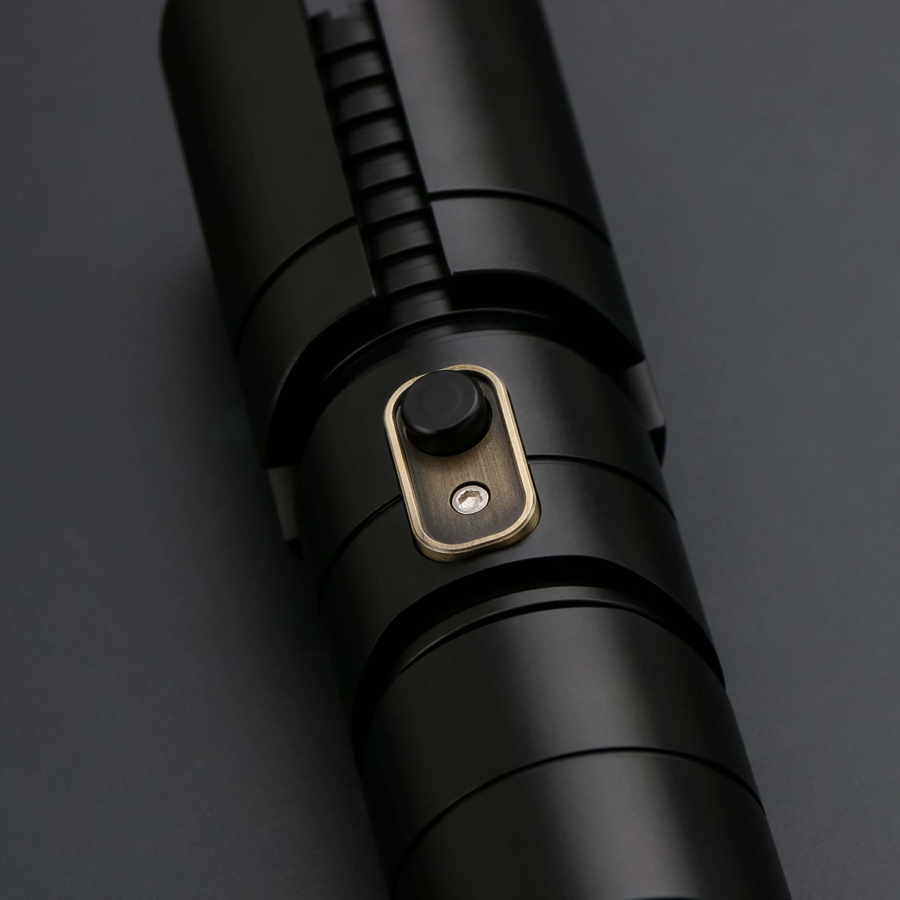 Qimir Lightsaber SE | The Stranger's lightsaber